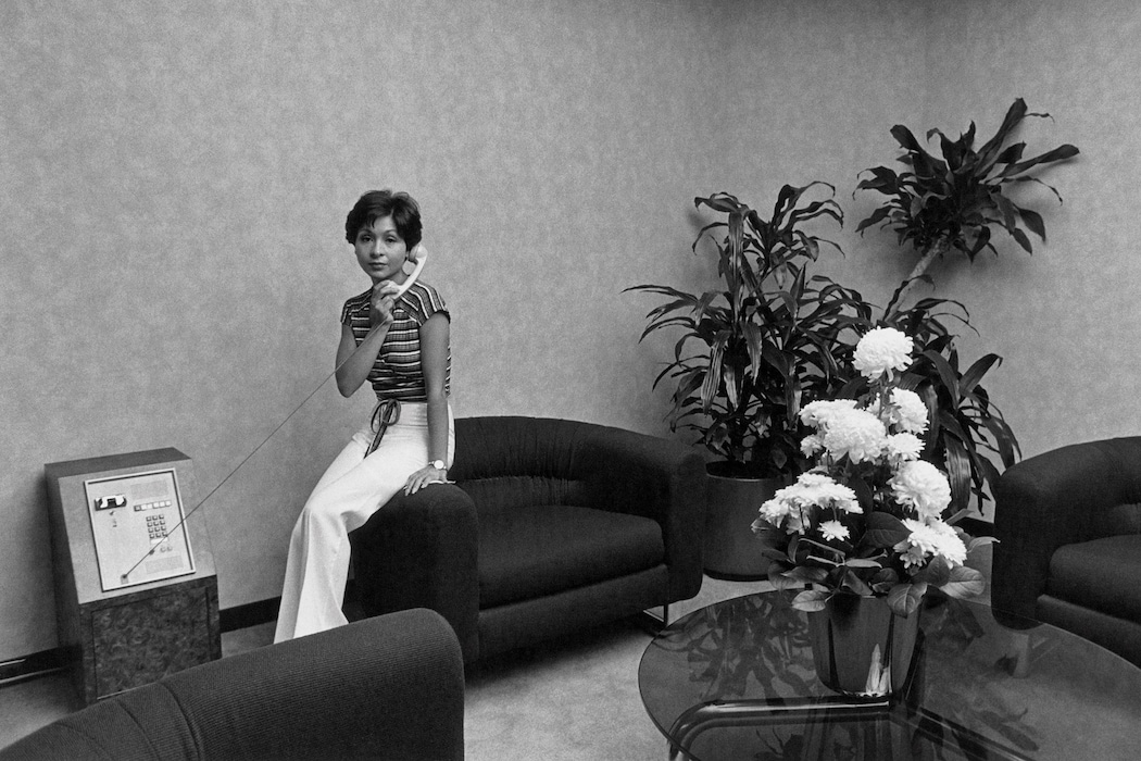 Surreal Photographs From the Inner Sanctum of 1970s Corporate America ...