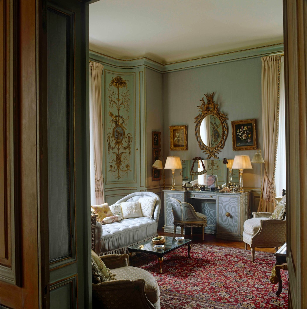 Extraordinary Interiors: Inside the Blue Bedroom of the Duchess of ...