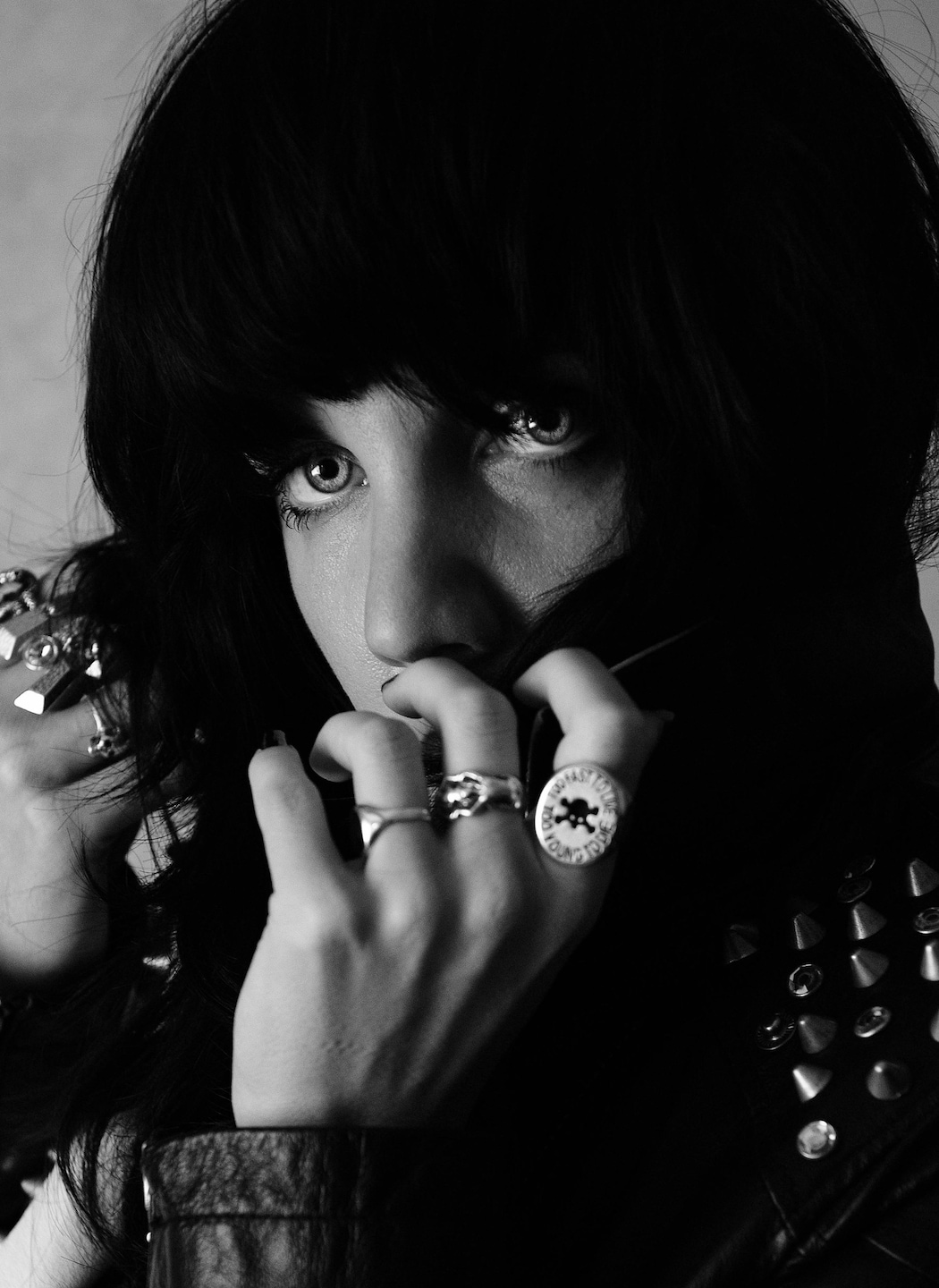 Philippa Snow’s Debut Book Examines the Many Faces of Violence Today ...