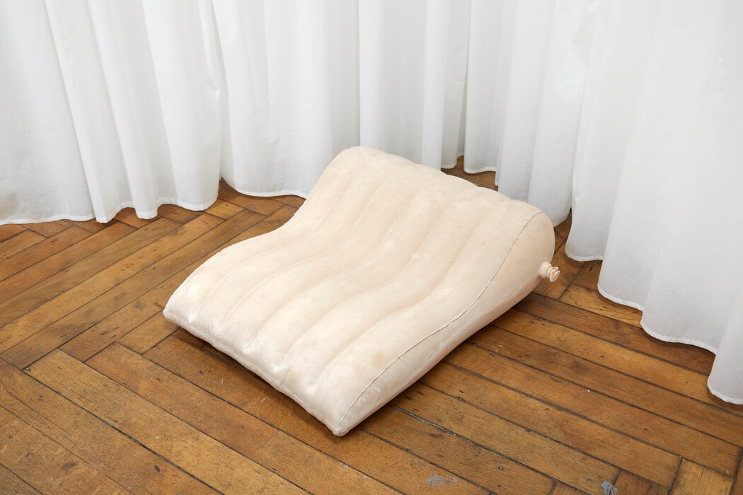 This Exhibition Pays Homage to the Sordid Aesthetics of Desire | AnOther