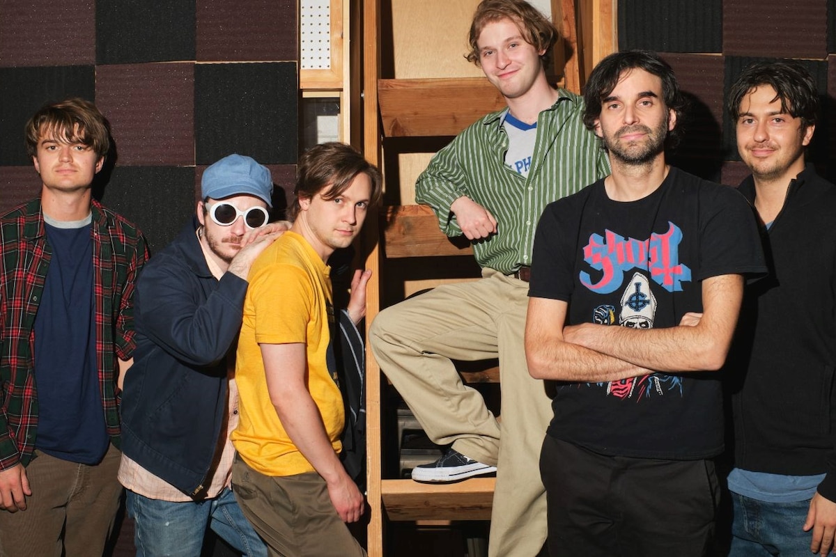 Pavements: Alex Ross Perry’s Crooked Tribute to 90s Slacker-Rock Heroes ...