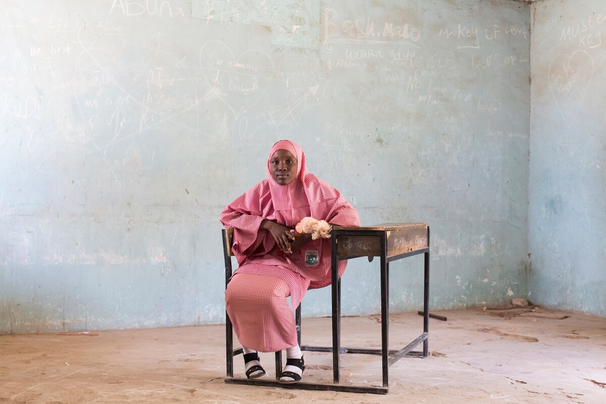 In Nigeria, One Artist Documents the Post-Trauma Lives of School Girls ...