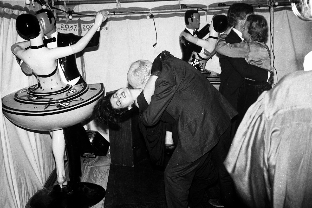 The Photographer Who Captured Decades of Debauched High Society Parties ...
