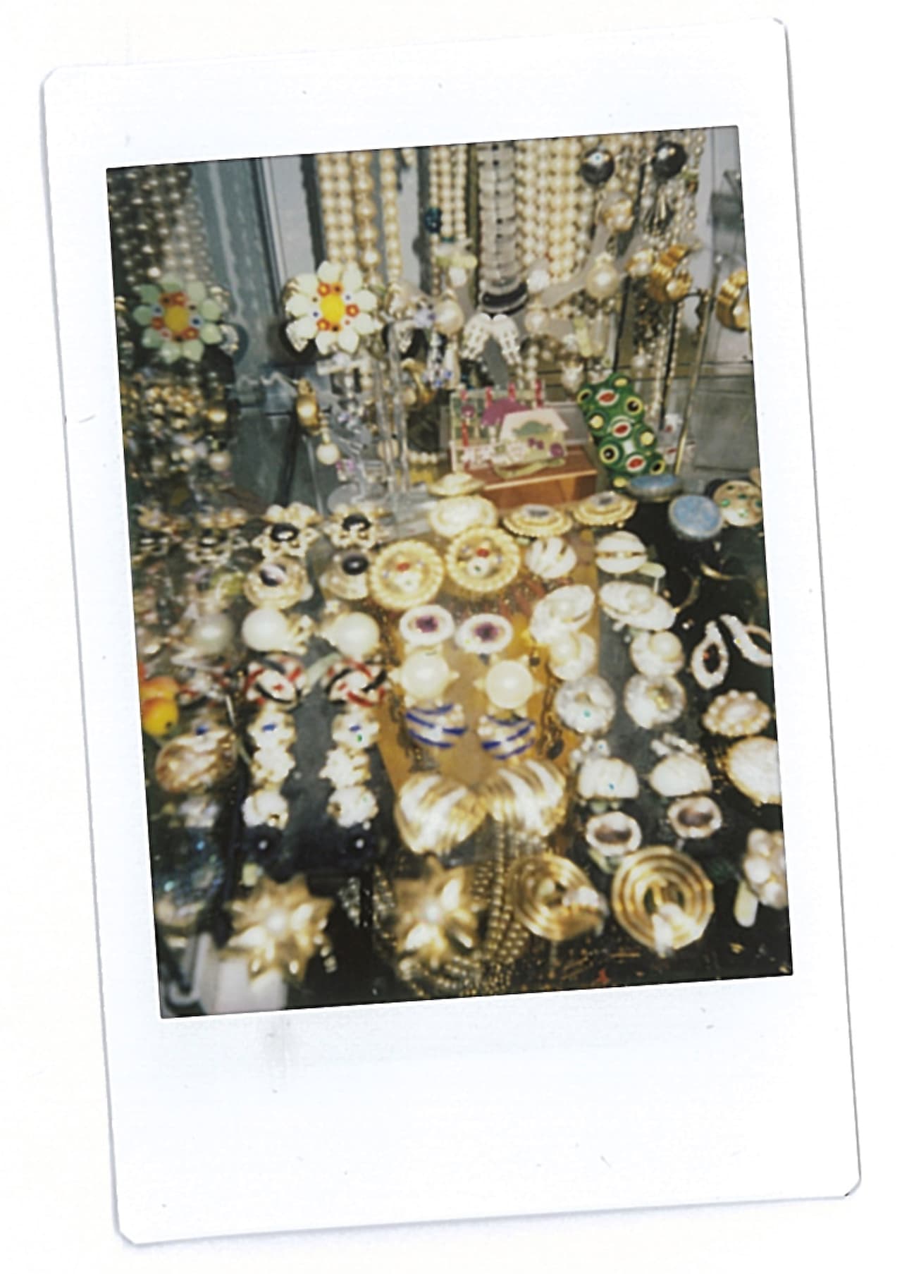 How to Find the Most Unusual Vintage Costume Jewellery | AnOther