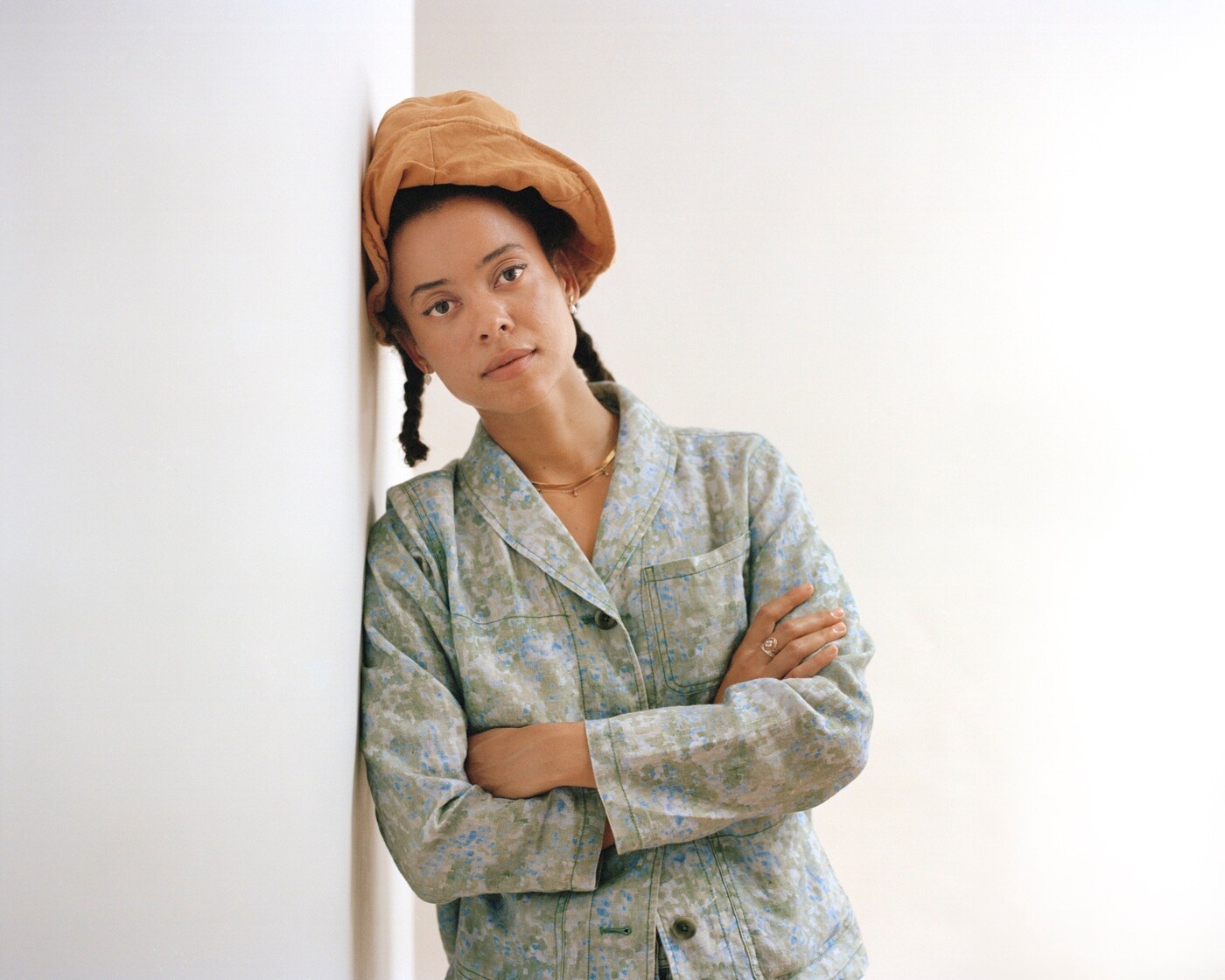 Cassi Namoda’s Dreamlike Paintings Depict the Lives of Women in Mozambique | AnOther