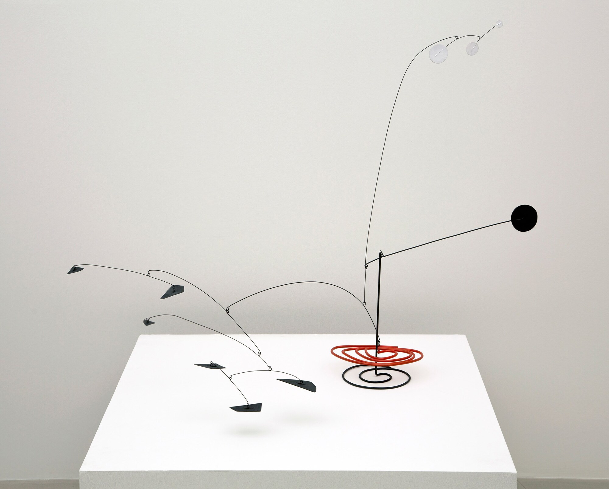 How Alexander Calder Sparked a Modern Fascination with Mobiles | AnOther