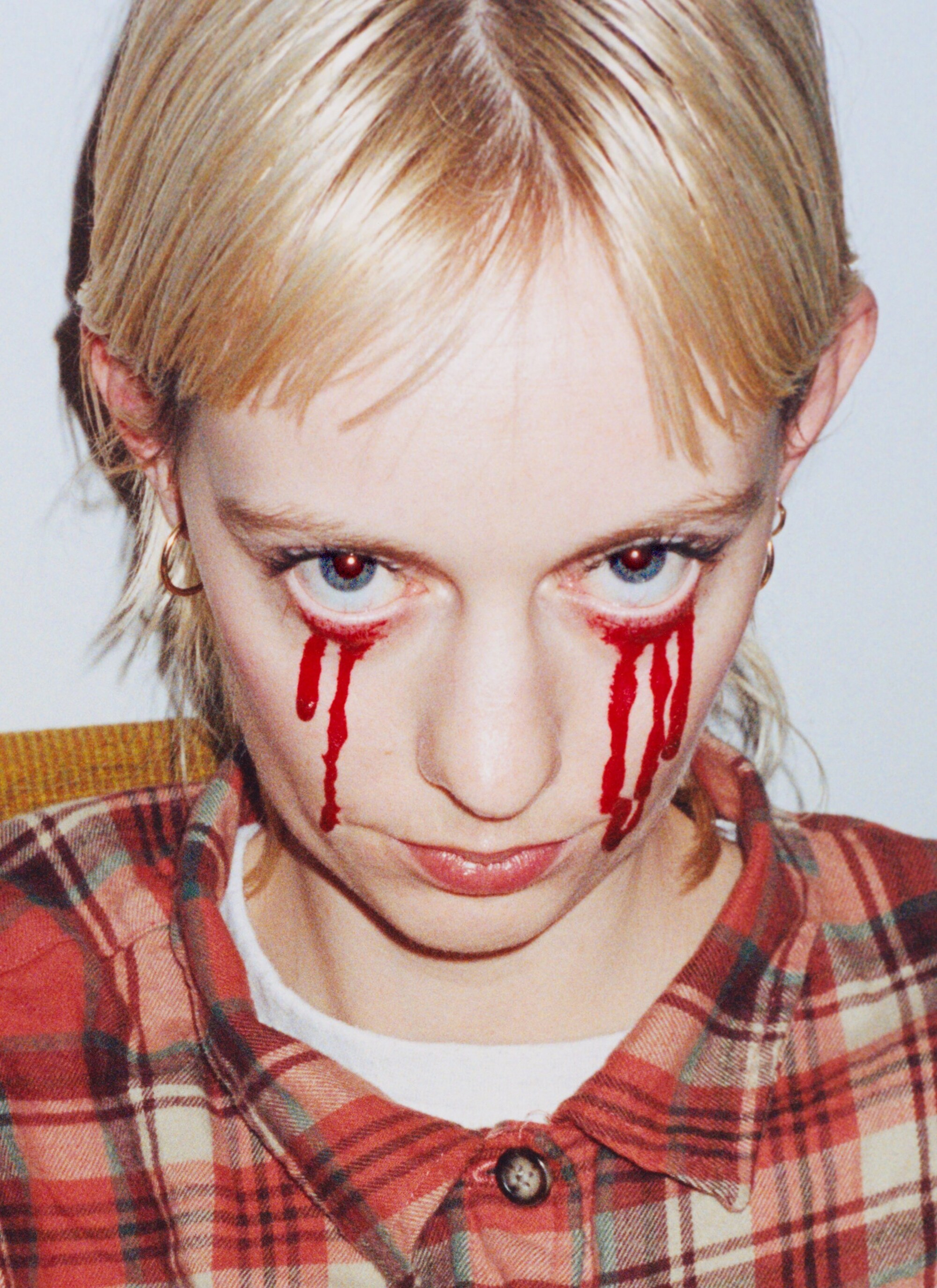 Matilde Søes Rasmussen’s Photos Examine the Performance of Modelling ...