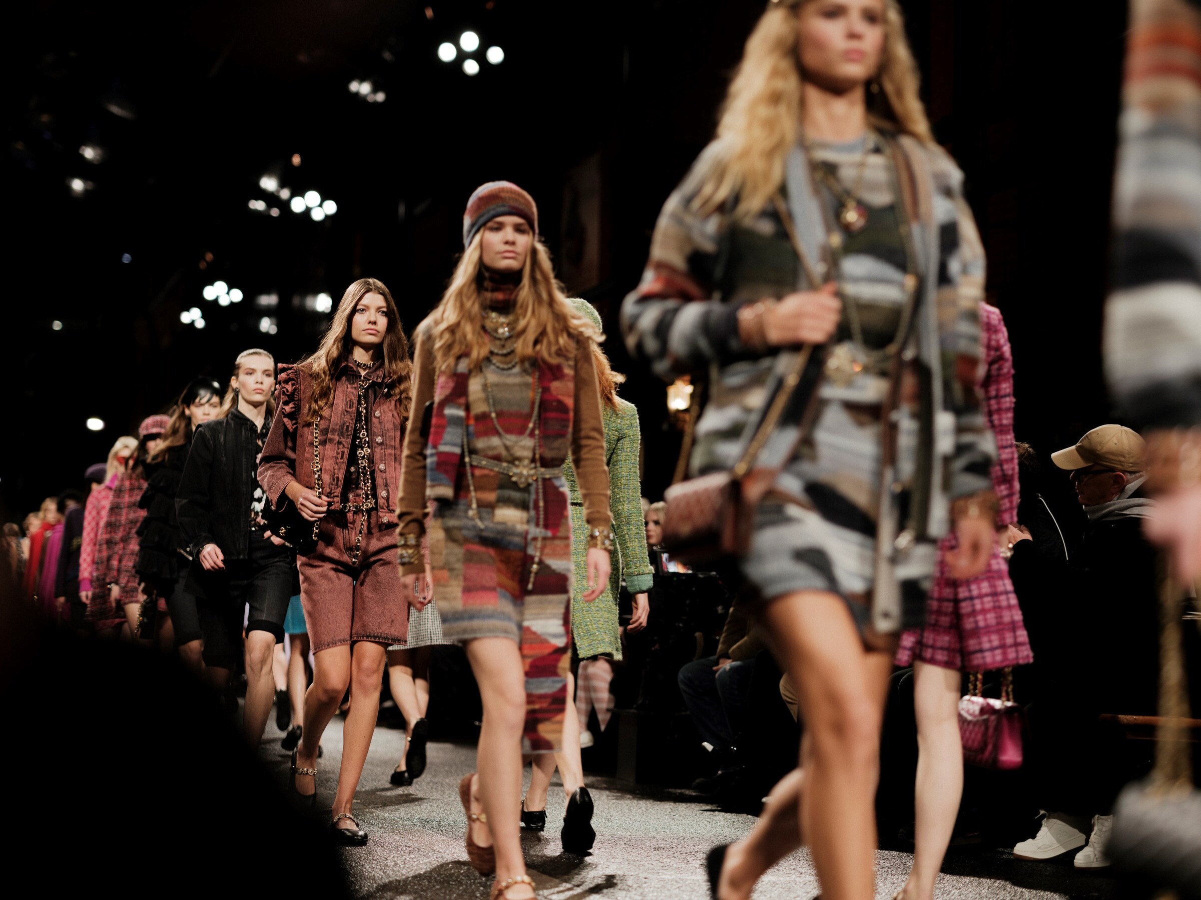 How Chanel’s Manchester Show Mixed Polished Élan and Grit | AnOther