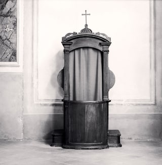 Unexpectedly Beautiful Photographs of Catholic Confessionals | AnOther