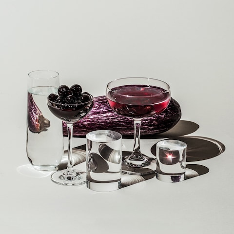 This New York-Based Artist is Finding New Depth in a Glass of Water ...