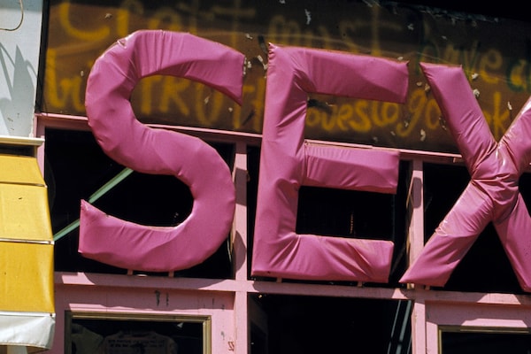 Ten of the Most Iconic Safety Pin Moments in Fashion | AnOther