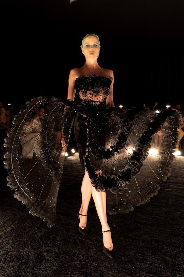 Schiaparelli Autumn/Winter 2024 Haute Couture | AnOther Schiaparelli Autumn/Winter 2024 Haute Couture | AnOther