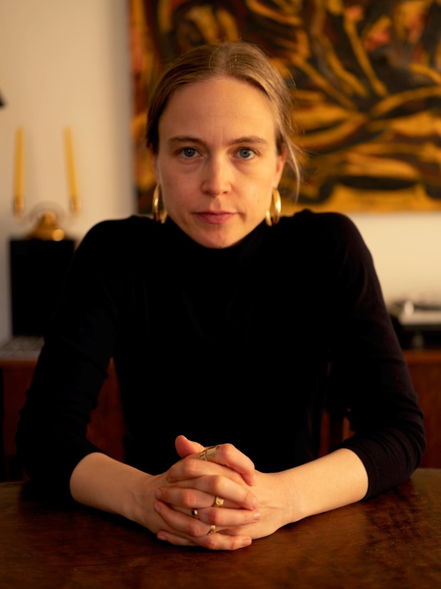 The Understated Power of Kathryn Scanlan’s Novel, Kick the Latch | AnOther